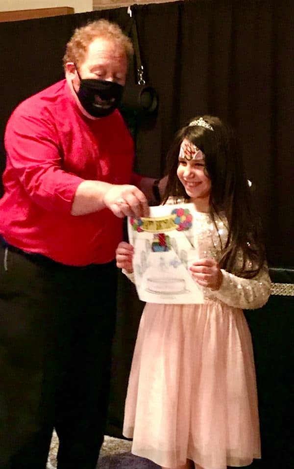 #1 Magician for Kids’ Birthday Party | Mind-Boggling Magic Tricks